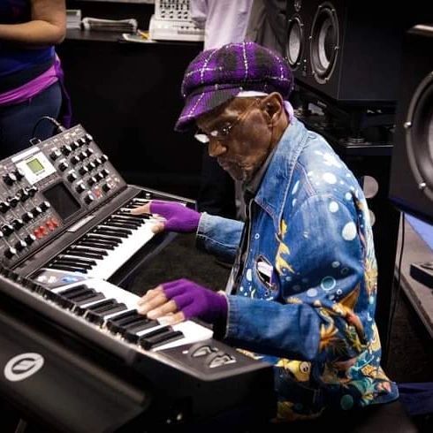 Dr. G. Bernard Worrell, Jr. – Doctor of Music / Wizard of WOO